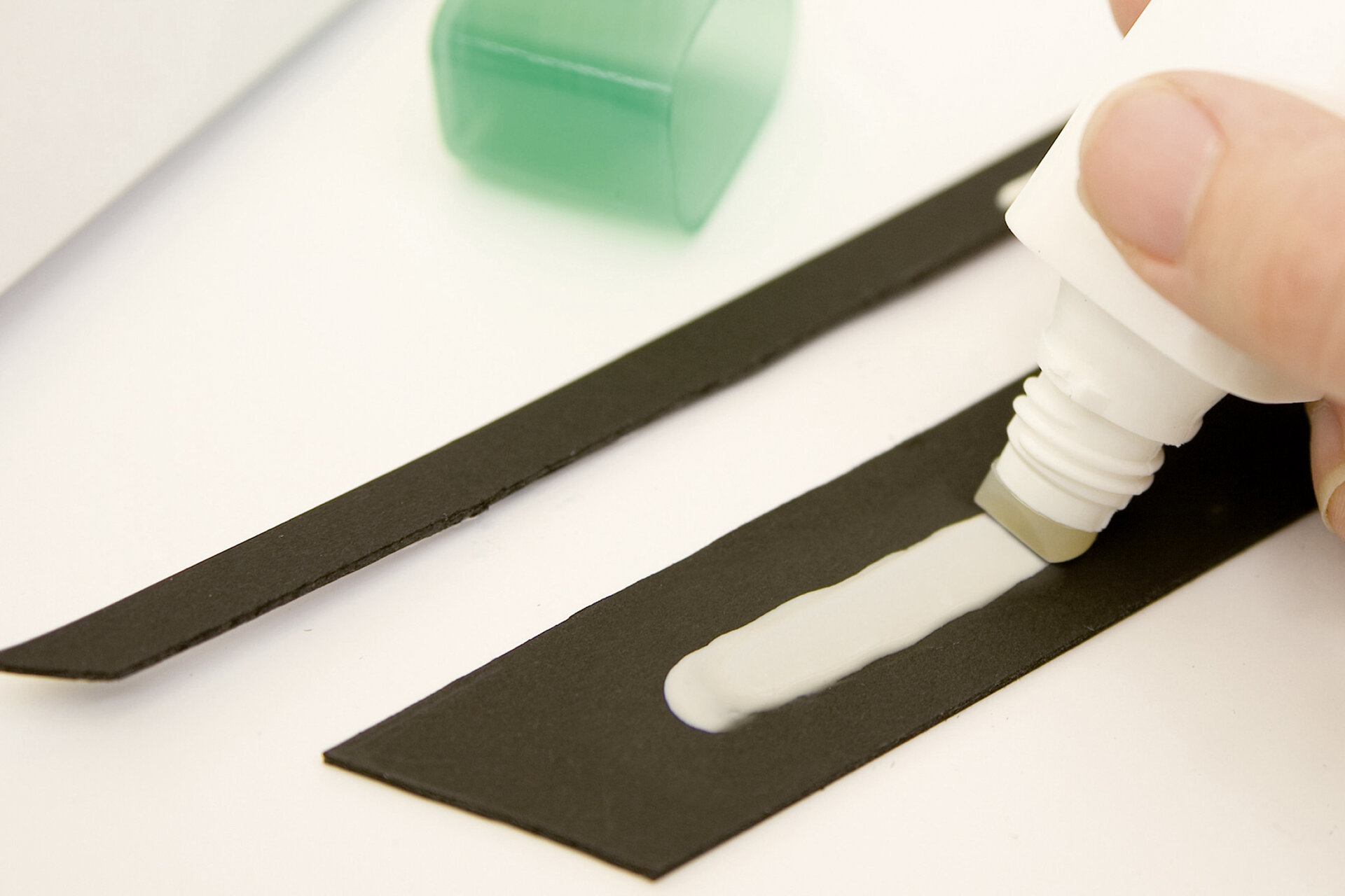 Tombow Europe: Strong & precise glue for every project - liquid glue ...