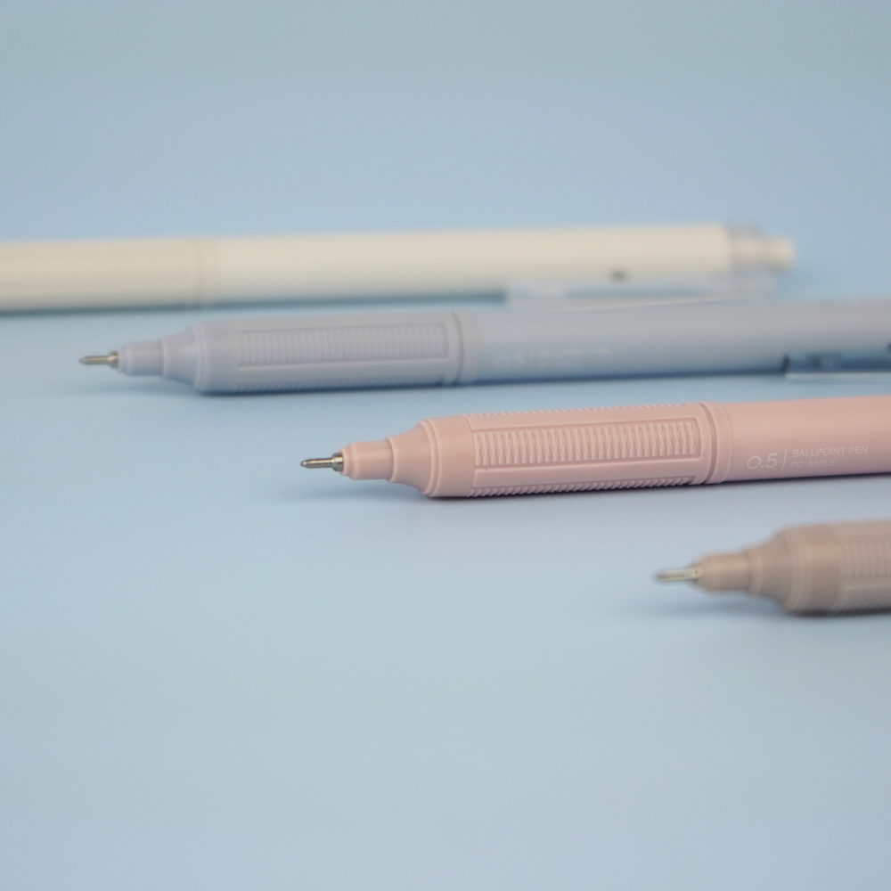 Tombow Europe: MONO graph Lite ballpoint pen, smokey white